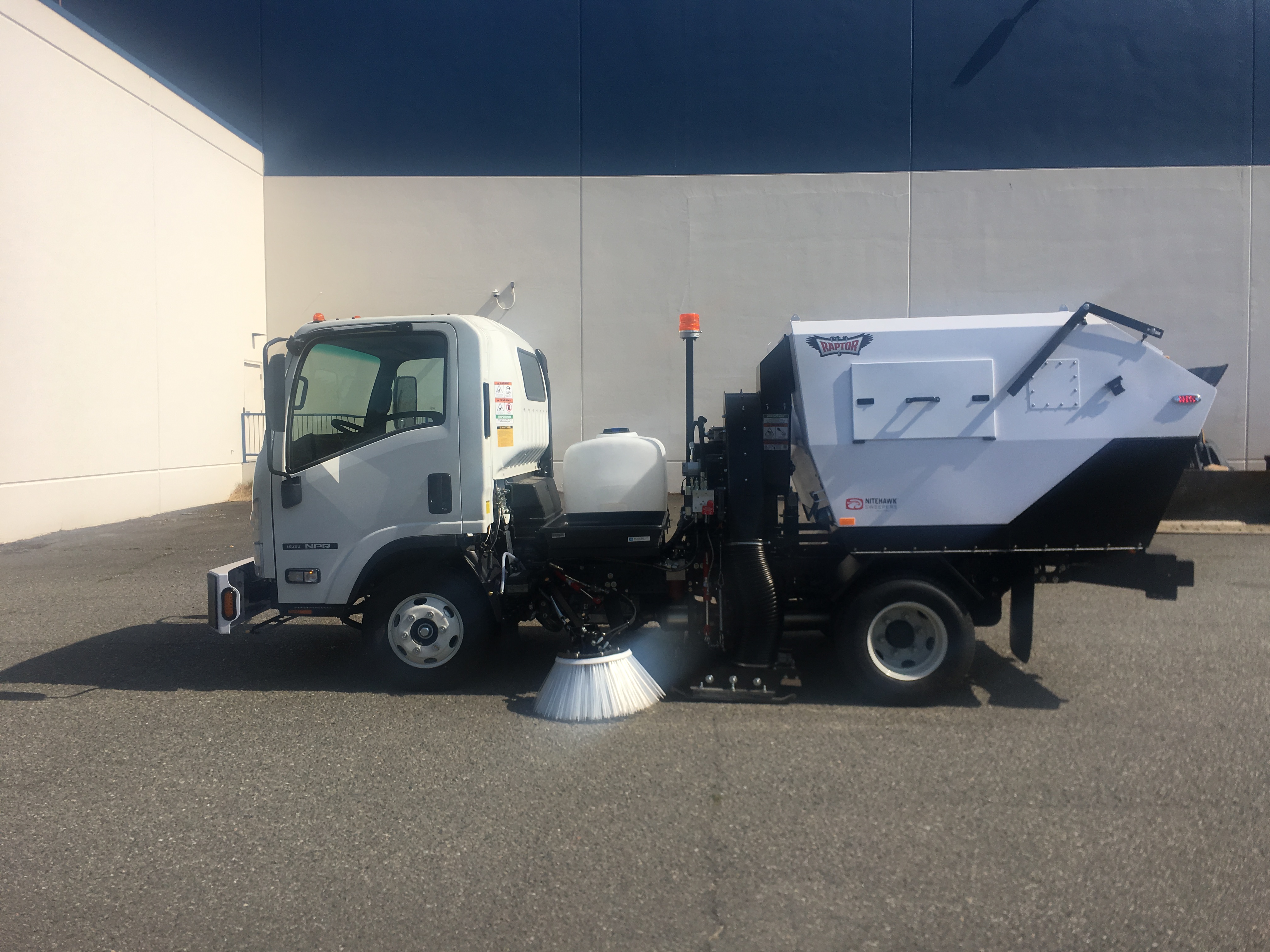 Raptor II Demo Unit - NiteHawk Sweepers - Manufacturer of quality ...